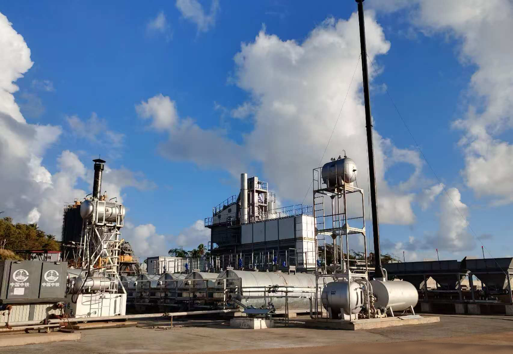 D&G Machinery's DG2000 Asphalt Mixing Plant Assists in the Dominica ...